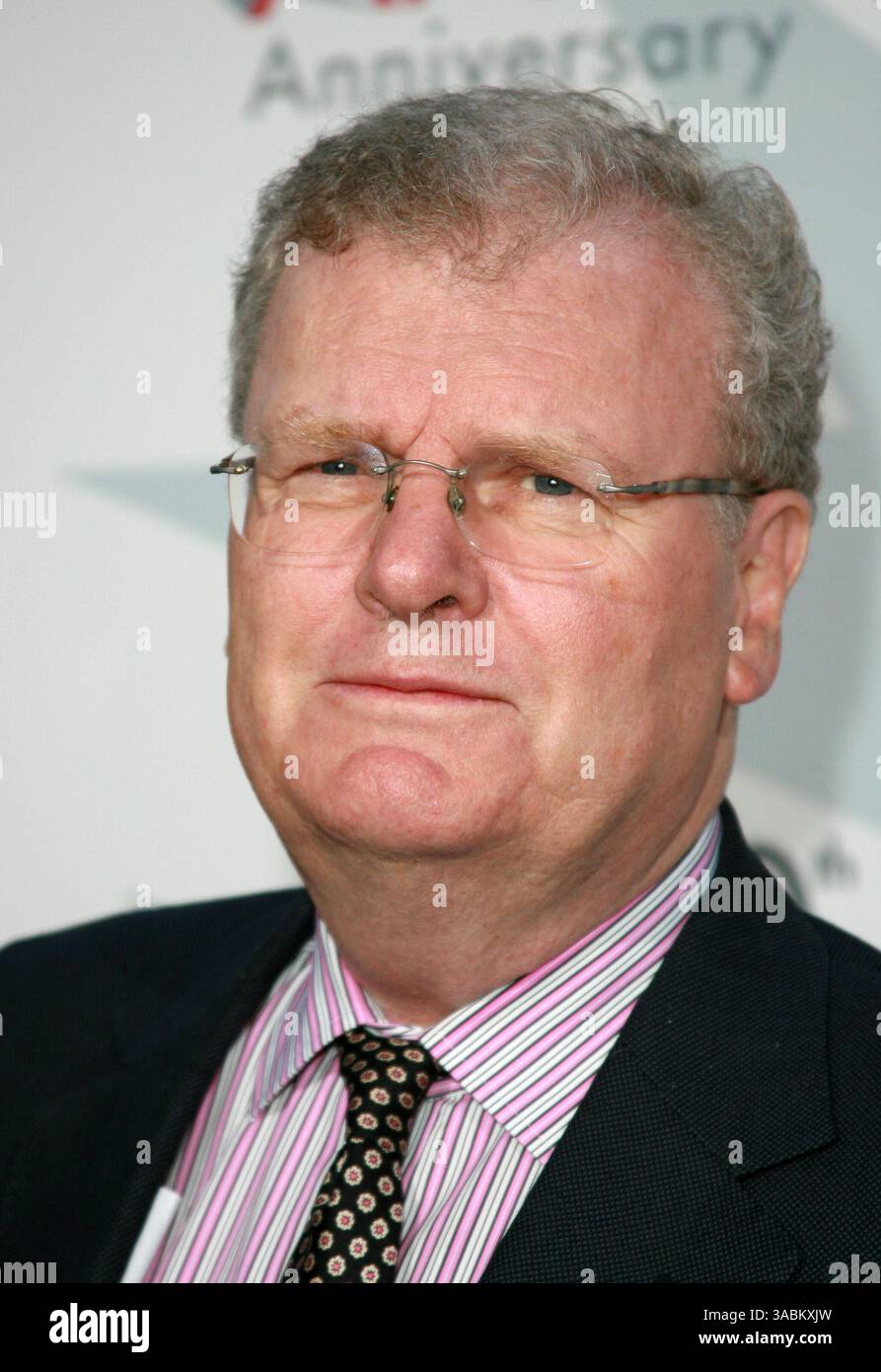 Oct 3, 2007 - Hollywood, California, USA - Actor SIR HOWARD STRINGER at ...