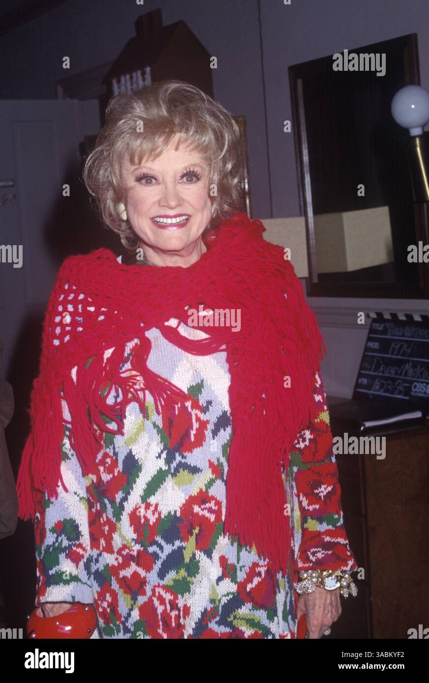 Jan 23, 1995 - Los Angeles, CA, USA - PHYLLIS DILLER on the set of ...