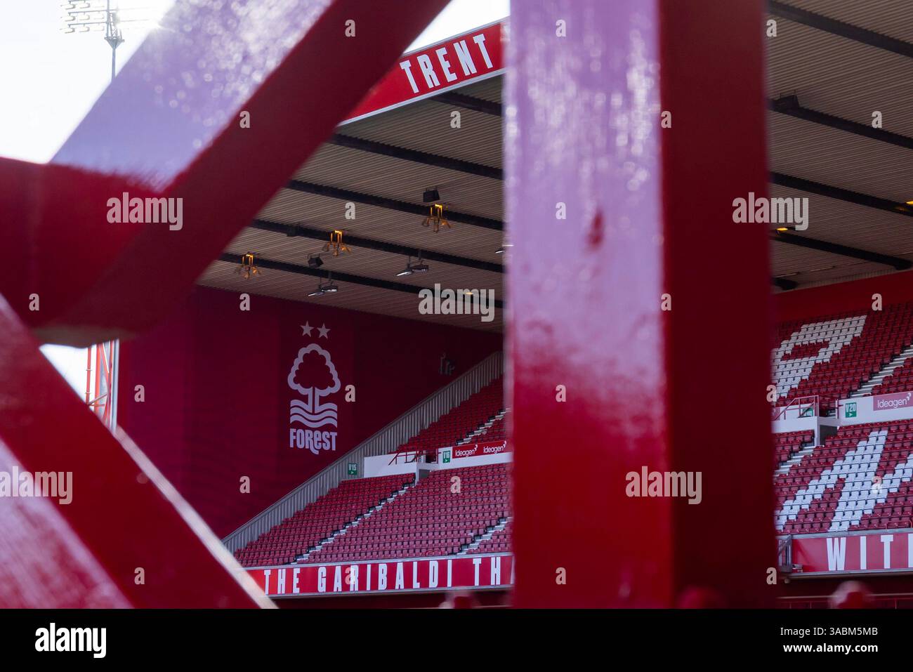 The City Ground, Nottingham, UK. 1st Apr, 2025. Premier League Football ...