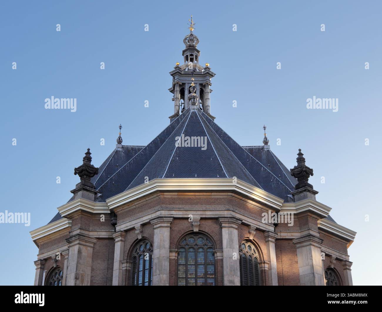 The Nieuwe Kerk, New Church, a Dutch Baroque Protestant church in The ...