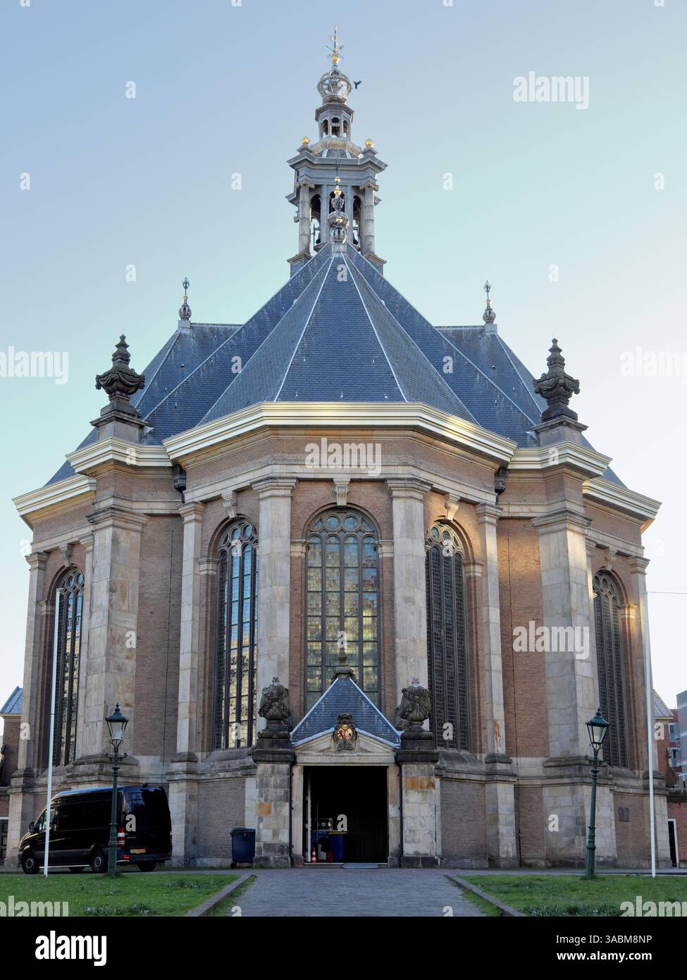 The Nieuwe Kerk, New Church, a Dutch Baroque Protestant church in The ...