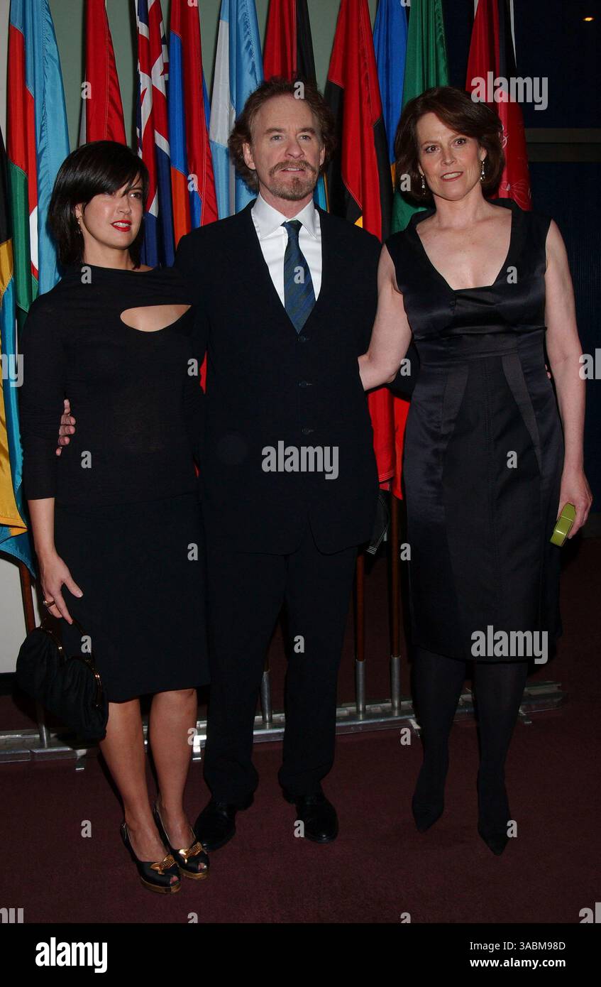 Kevin Kline And Family