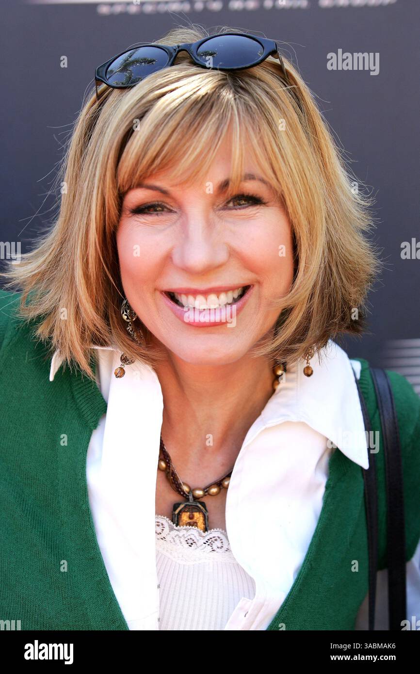 Oct 07, 2007 - Beverly Hills, CA, USA - LEEZA GIBBONS at the 4th annual ...