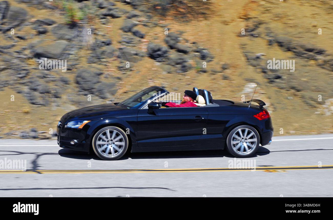 Gasoline direct injection cylinder hi-res stock photography and images ...