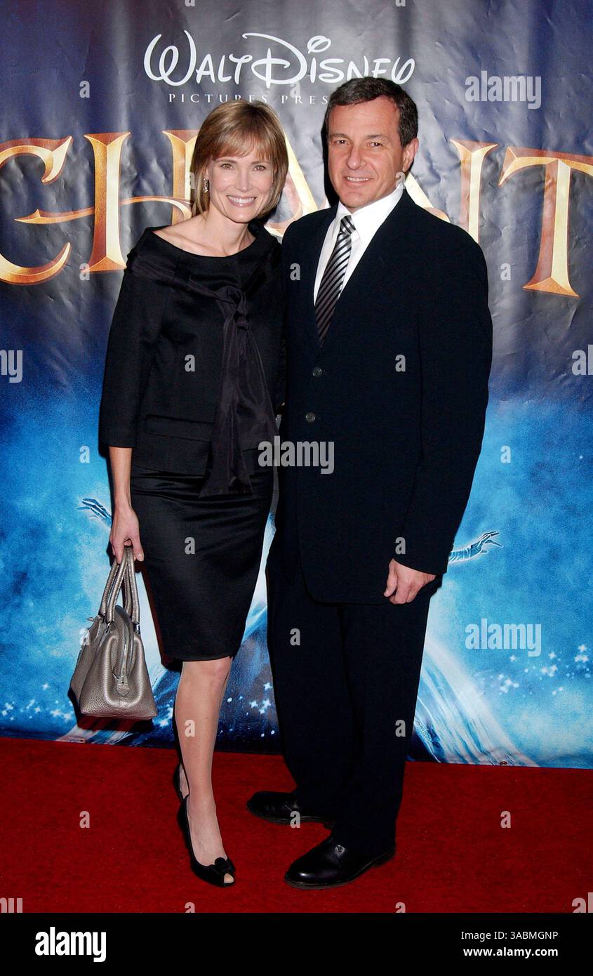 November 19, 2007. New York City .Television personality Willow Bay and ...