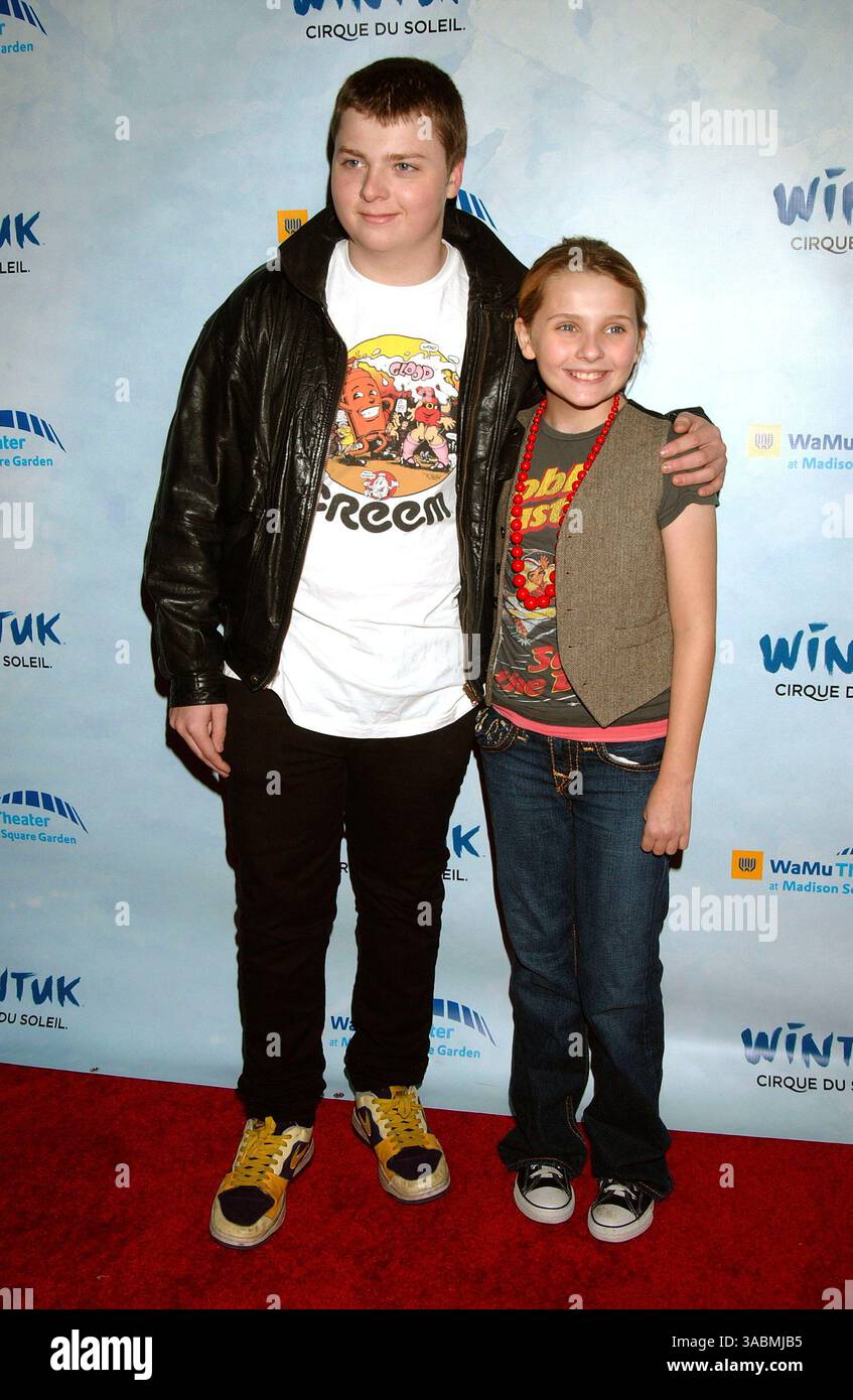 November 7, 2007. New York City .Spencer and Abigail Breslin arrive at ...