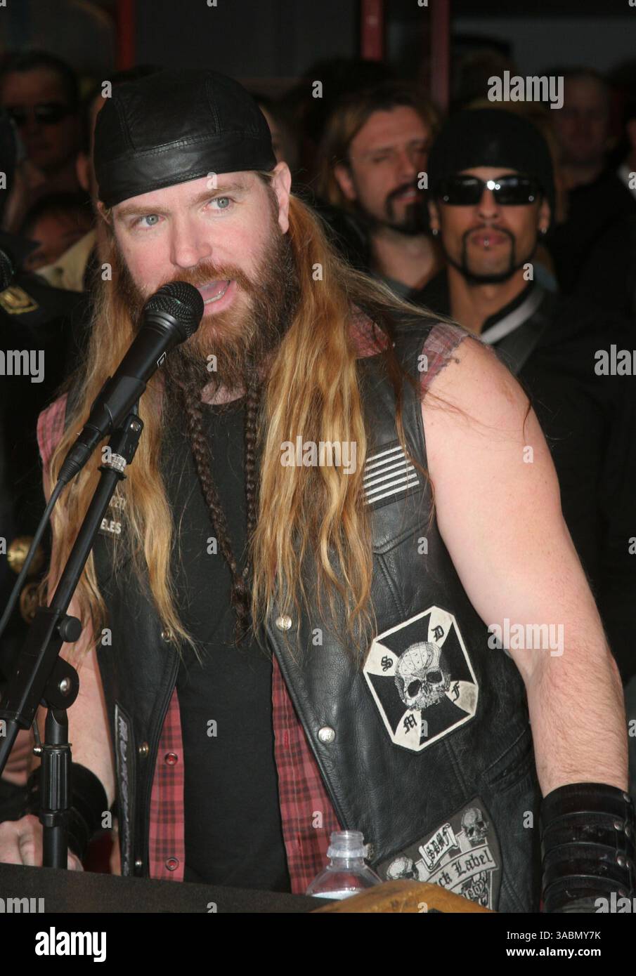 Guitar Virtuoso Zakk Wylde Inducted Into Hollywood's Rockwalk ...