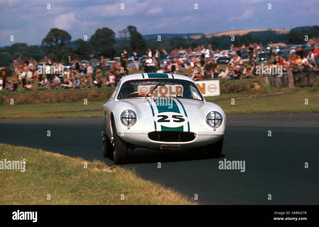 Trevor Taylor / Gil Baird (GBR) Lotus Elite finished seventeenth ...