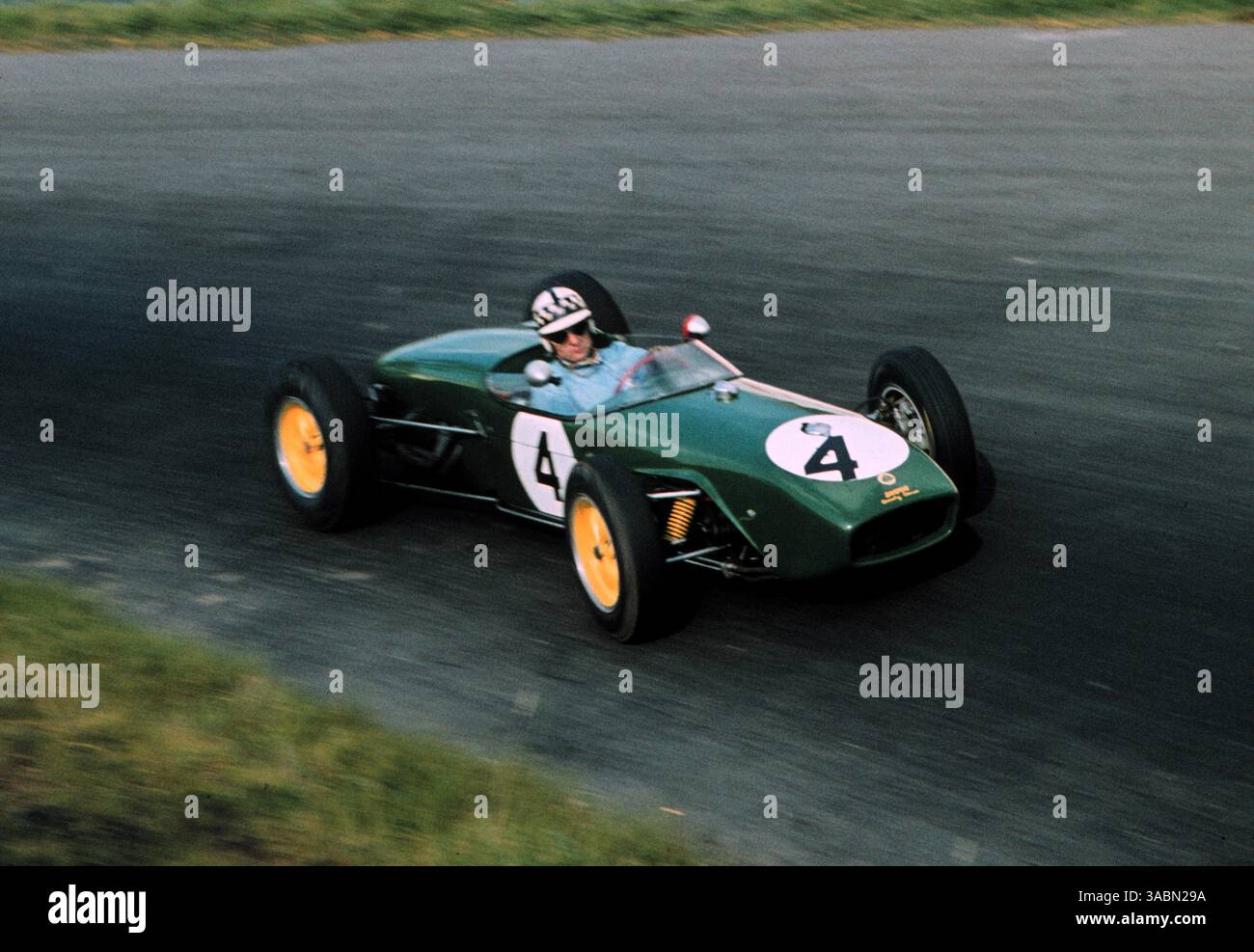 Oulton park 1960 hi-res stock photography and images - Alamy
