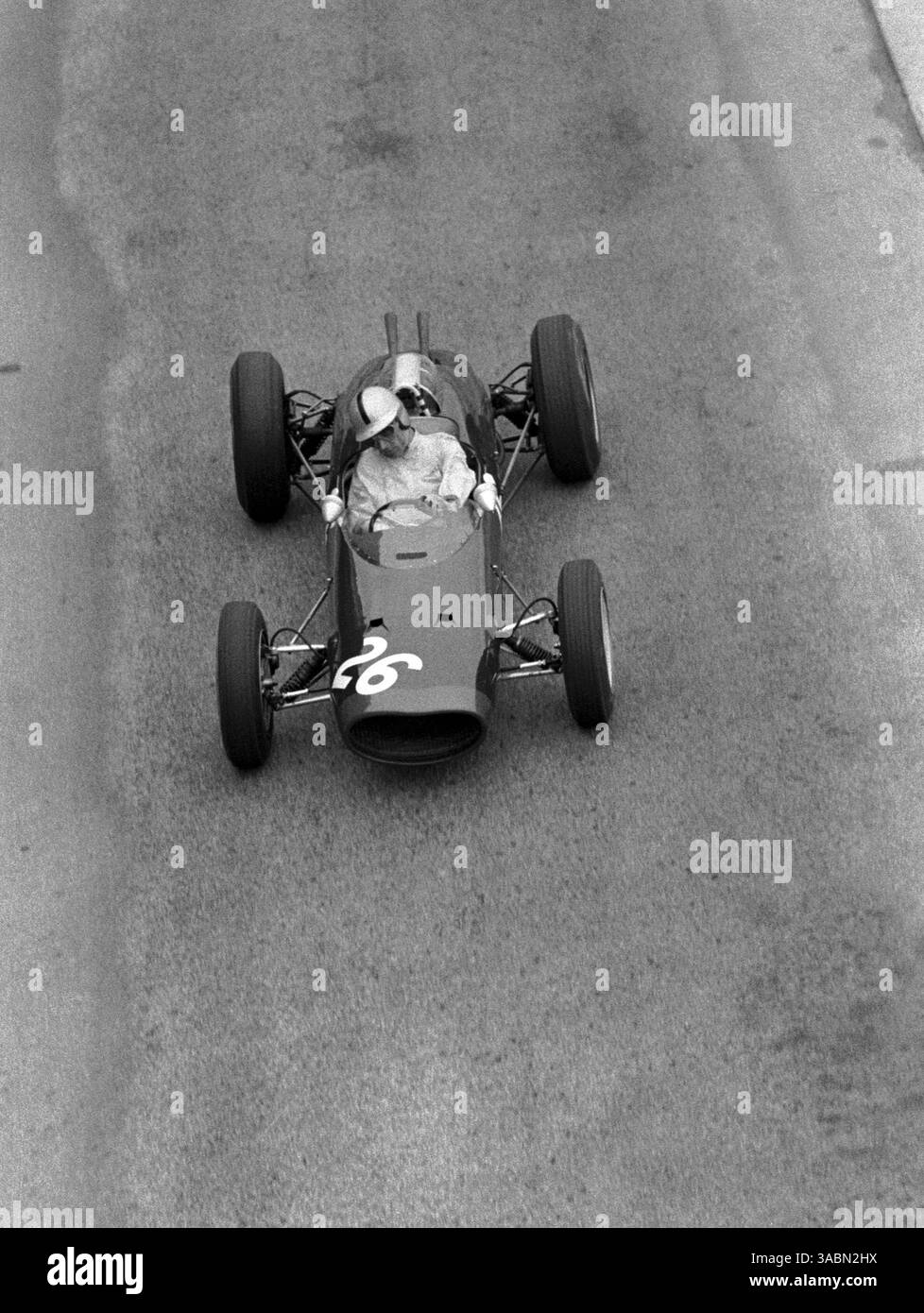 Roy Salvadori (GBR) Lola Mk4 retired on the forty-fifth lap with a ...