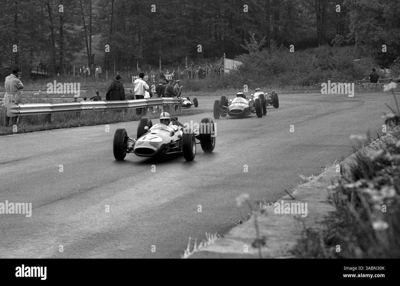 Jack Brabham (AUS) Brabham BT3 retired with a fuel injection pump ...