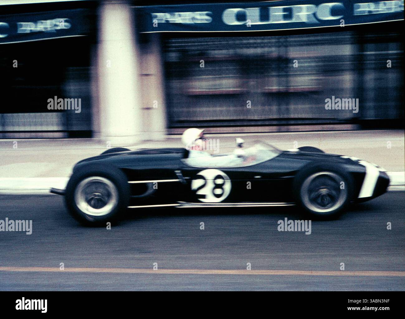 Race winner Stirling Moss (GBR) Lotus 18 took Lotus' first Grand Prix ...