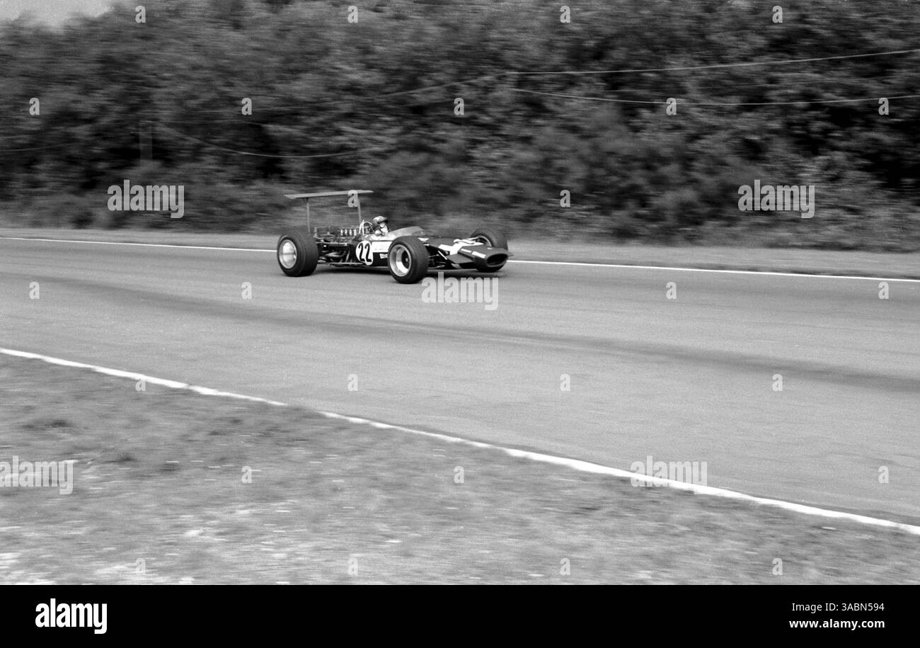 Race winner Jo Stiffert (SUI) Lotus 49B...British Grand Prix, Brands ...