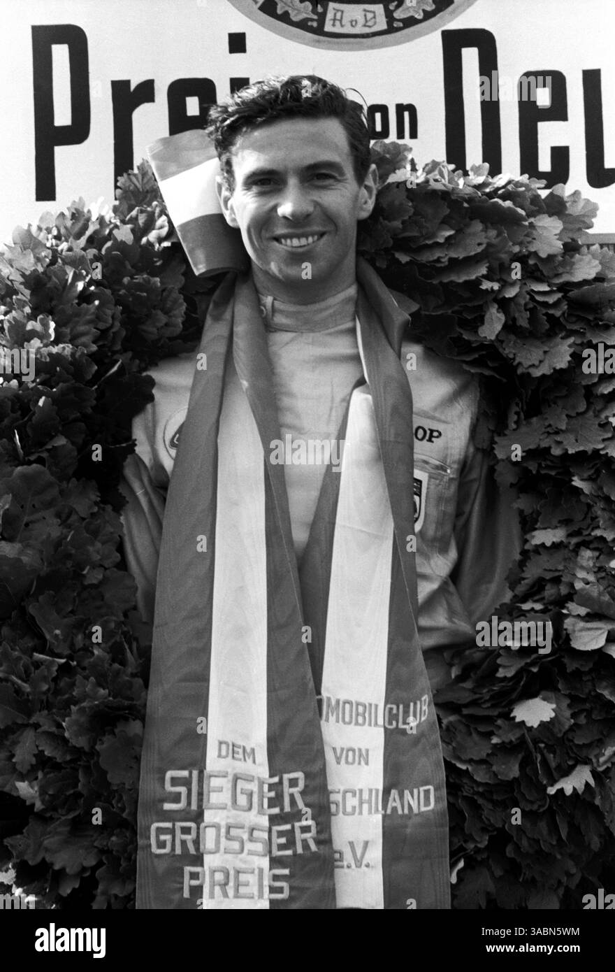 Season 33 Black and White Stock Photos & Images - Alamy