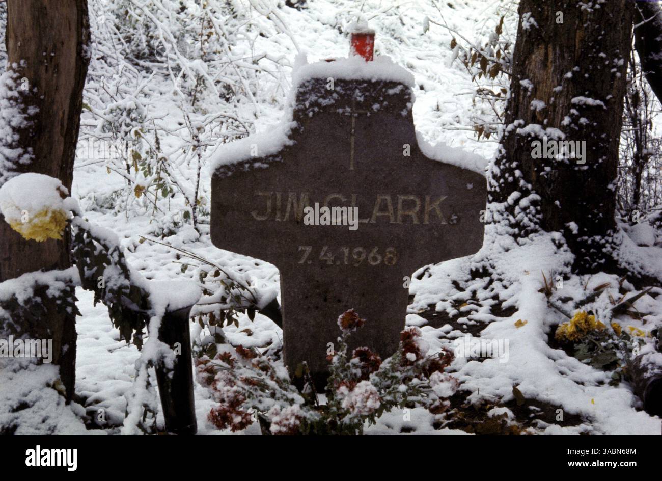 The trackside memorial to Jim Clark (GBR), killed in an early season ...