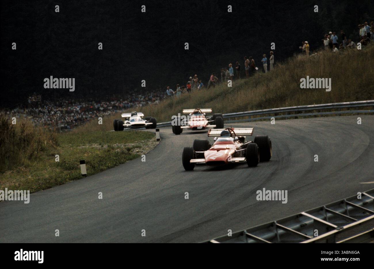 Race winner Jacky Ickx (BEL) Ferrari 312B leads his second placed team mate Clay Regazzoni (SUI ...