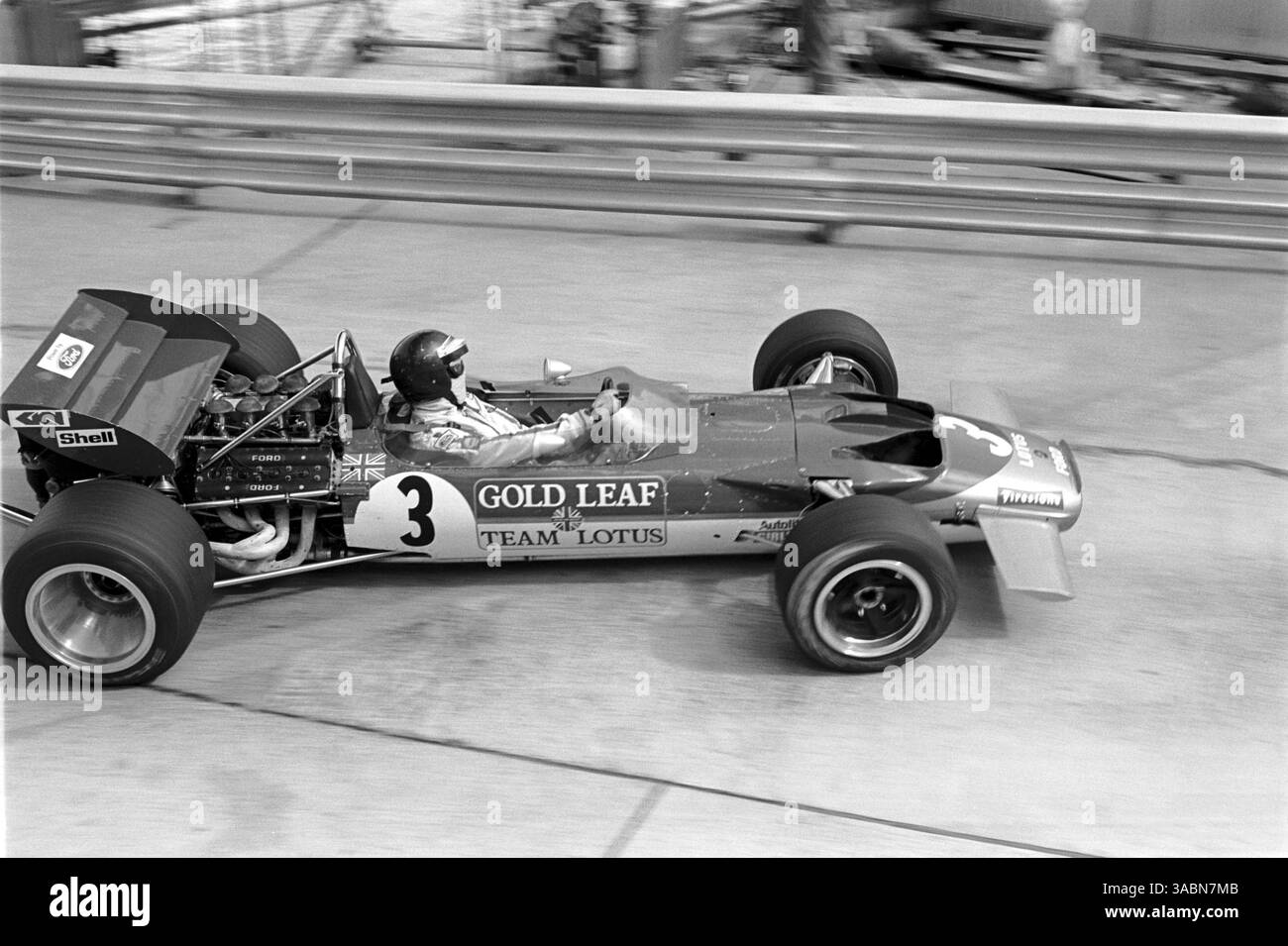Jochen Rindt (AUT) Lotus 49C snatched victory in dramatic fashion when ...