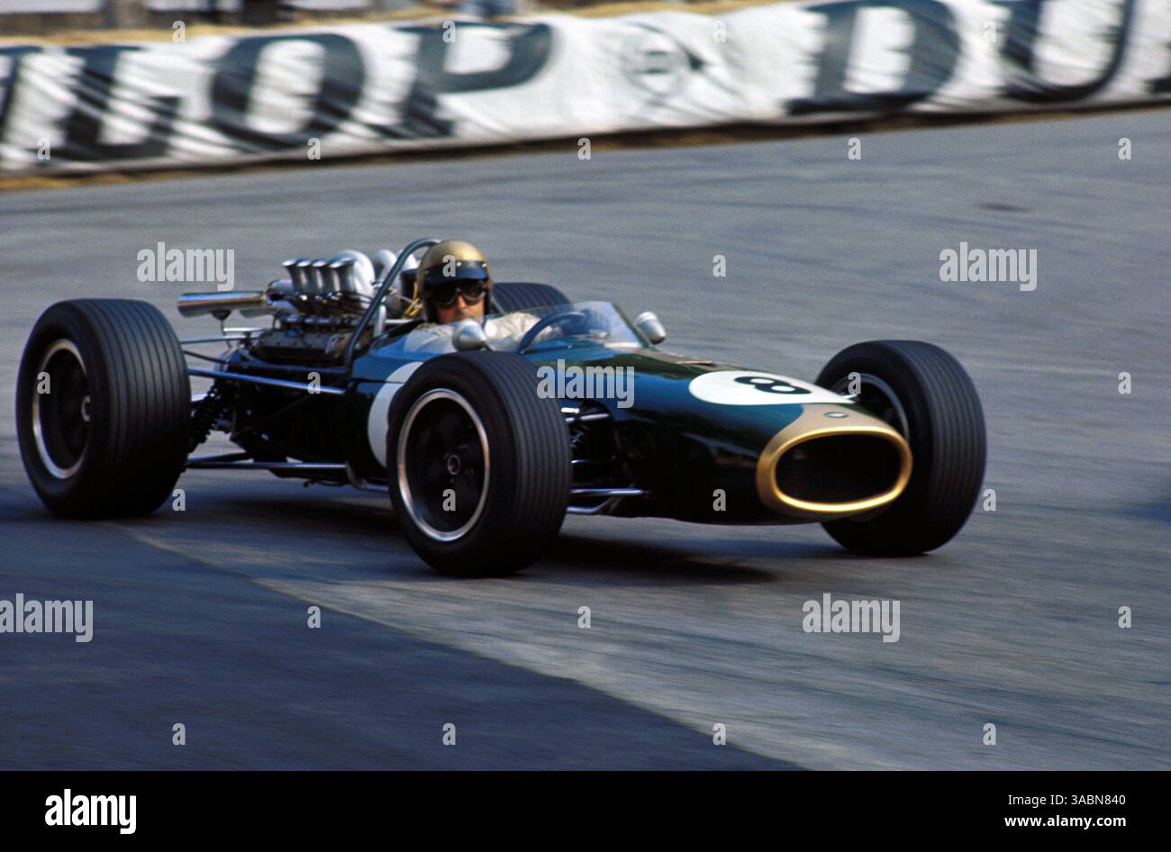 Jack Brabham (AUS) Brabham Repco BT19, took pole position but retired ...