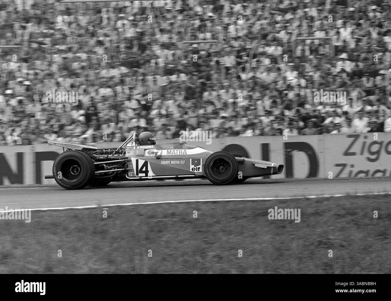 Henri Pescarolo(FRA) Matra MS120, 6th place..German GP, Hockenheim, 2 ...