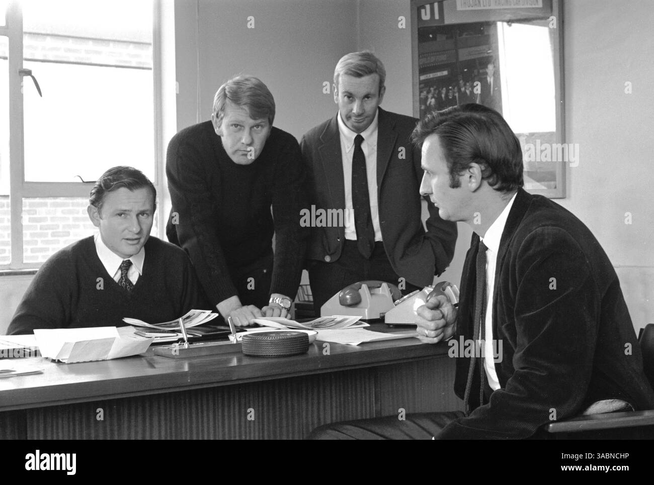 Mclaren Directors, L to R: Bruce Mclaren(NZL), Tyler Alexander(USA ...