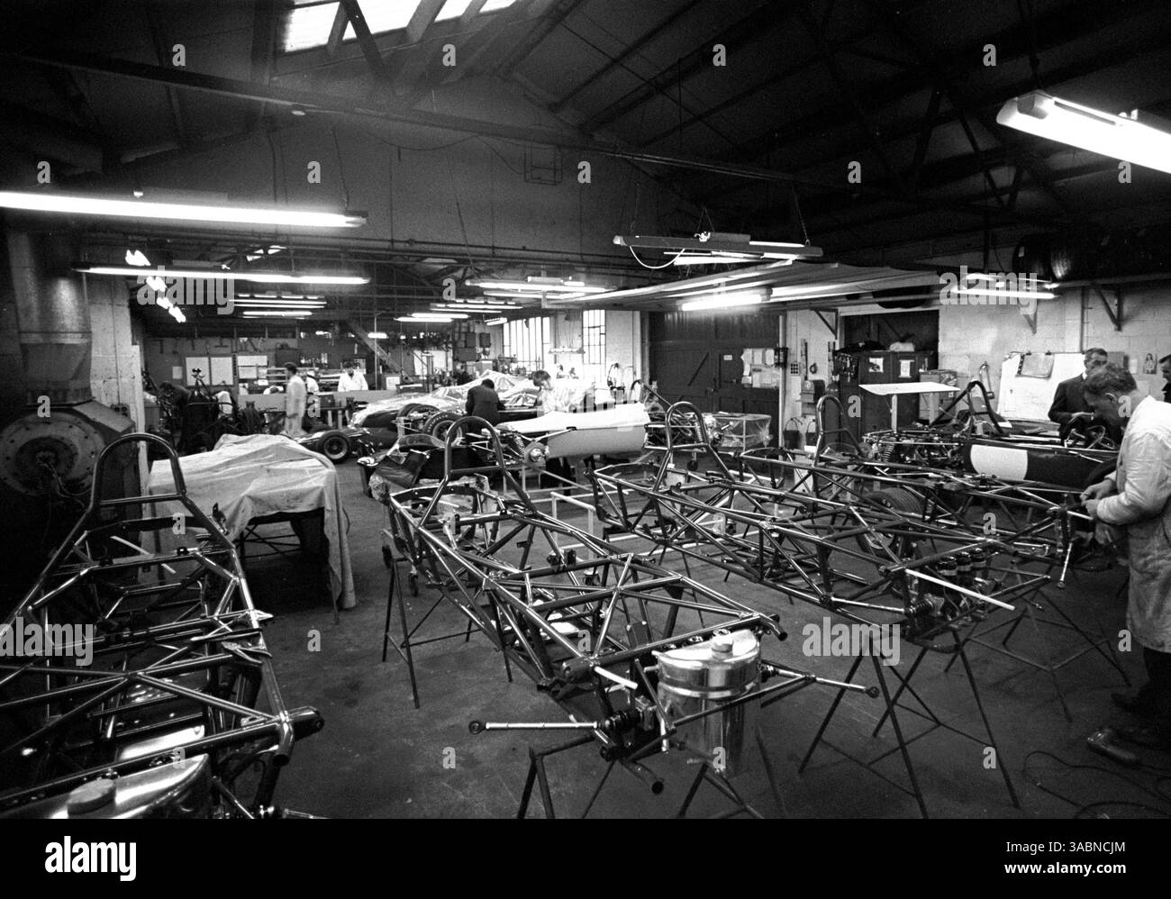The Brabham factory with customer F3 and F2 cars under construction.Nr ...