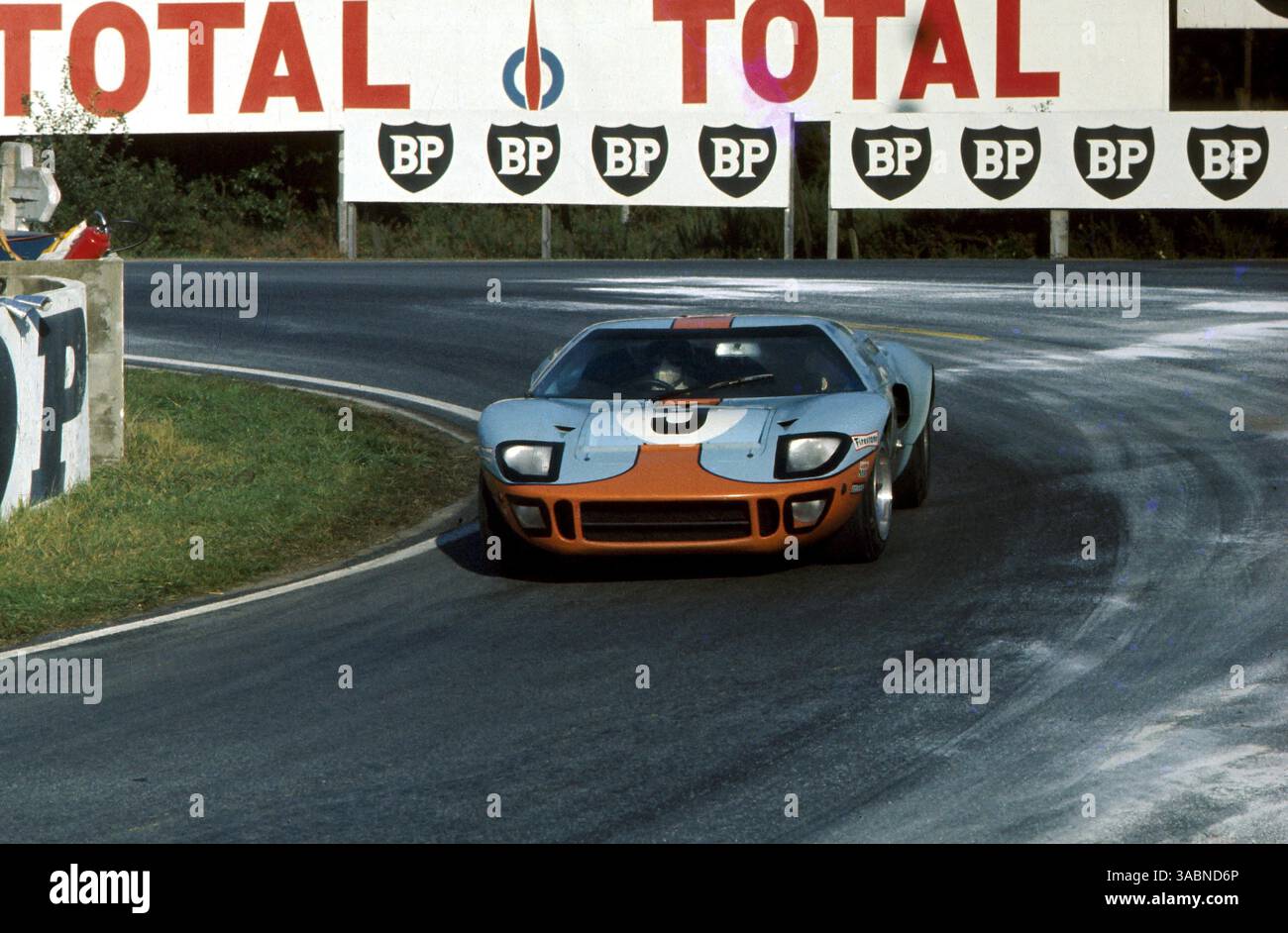1968 gt40 hi-res stock photography and images - Alamy
