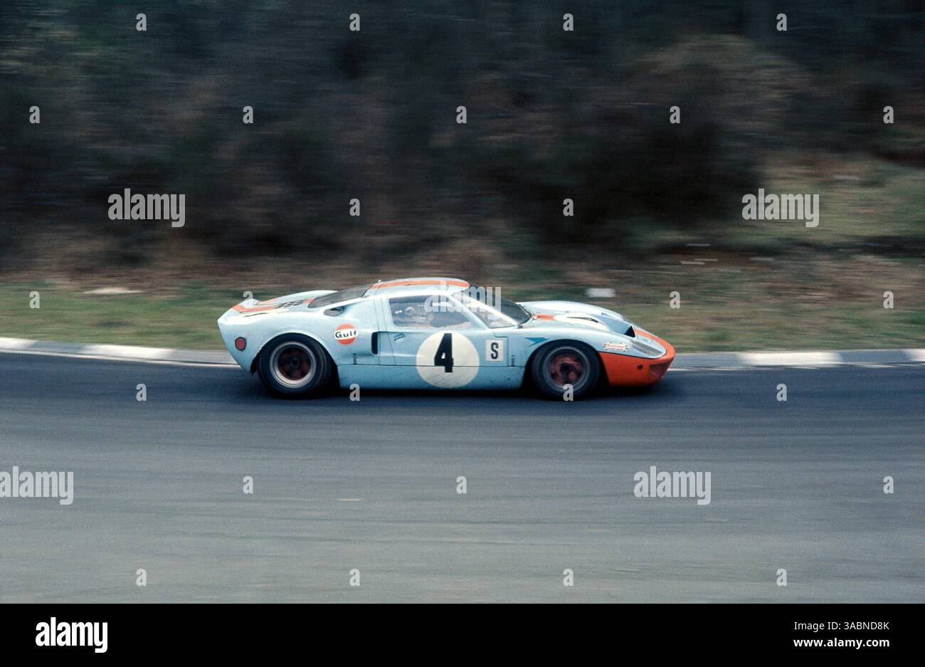 1968 gt40 hi-res stock photography and images - Alamy