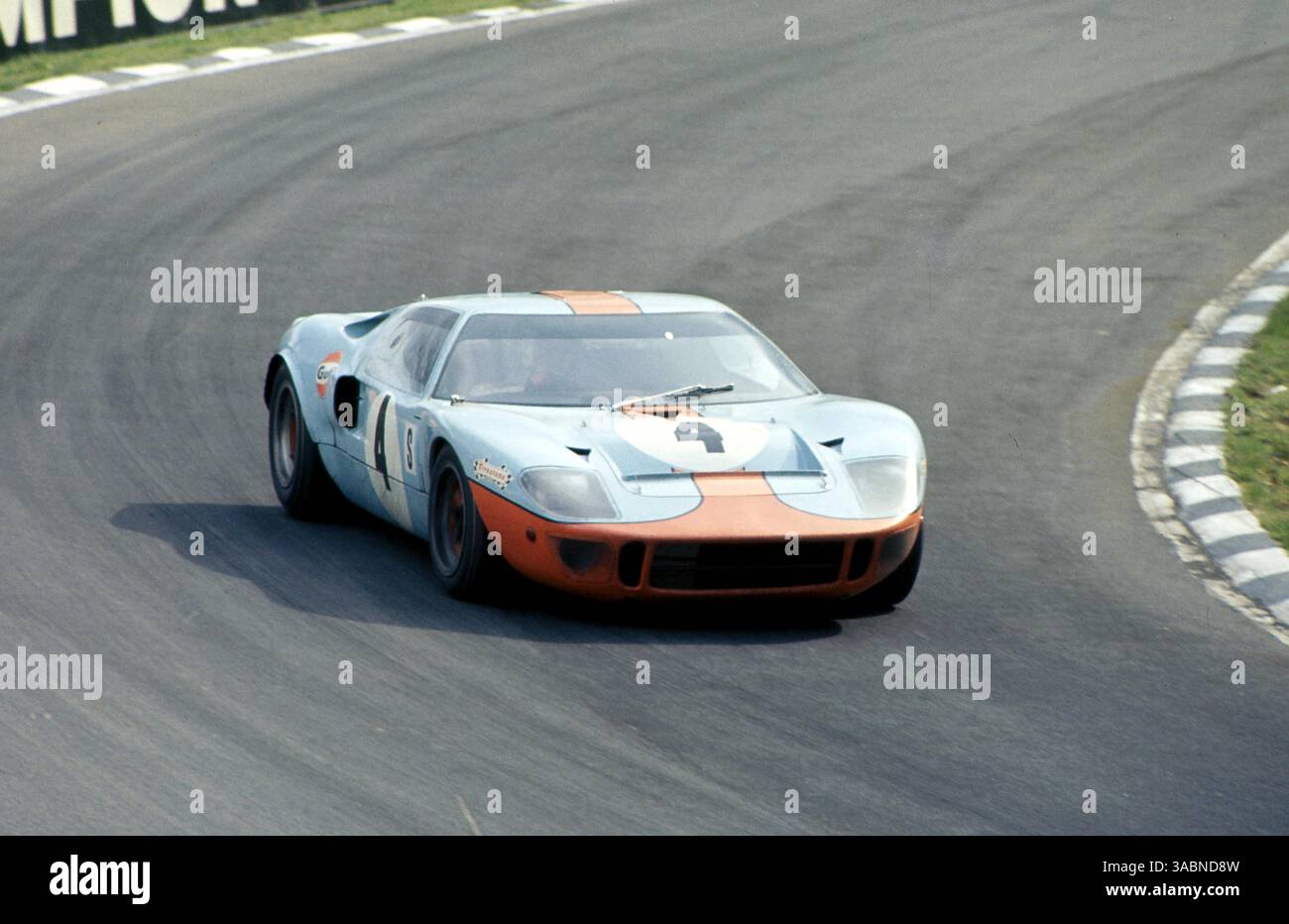 1968 gt40 hi-res stock photography and images - Alamy