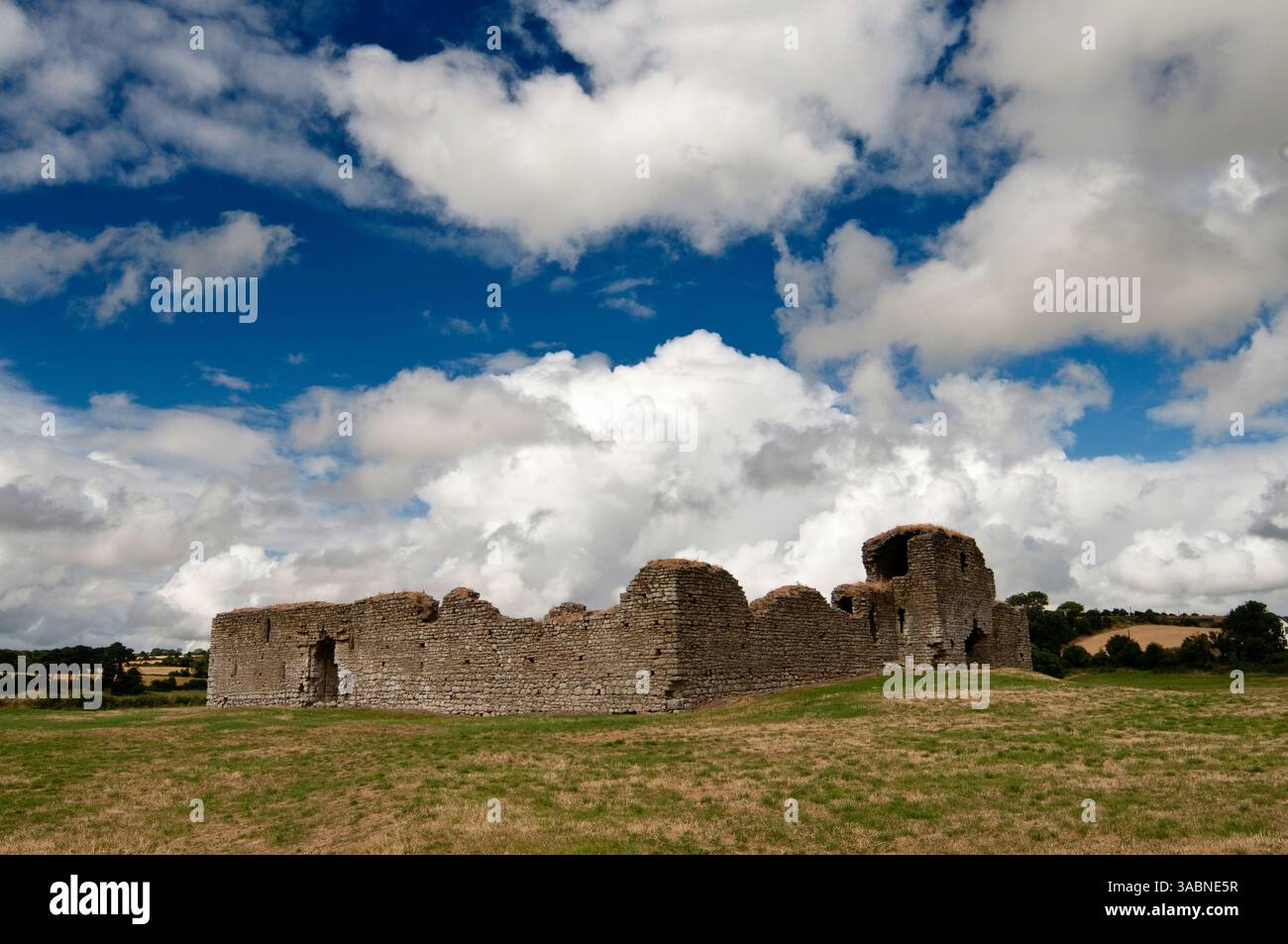 Ballymoon castle hi-res stock photography and images - Alamy