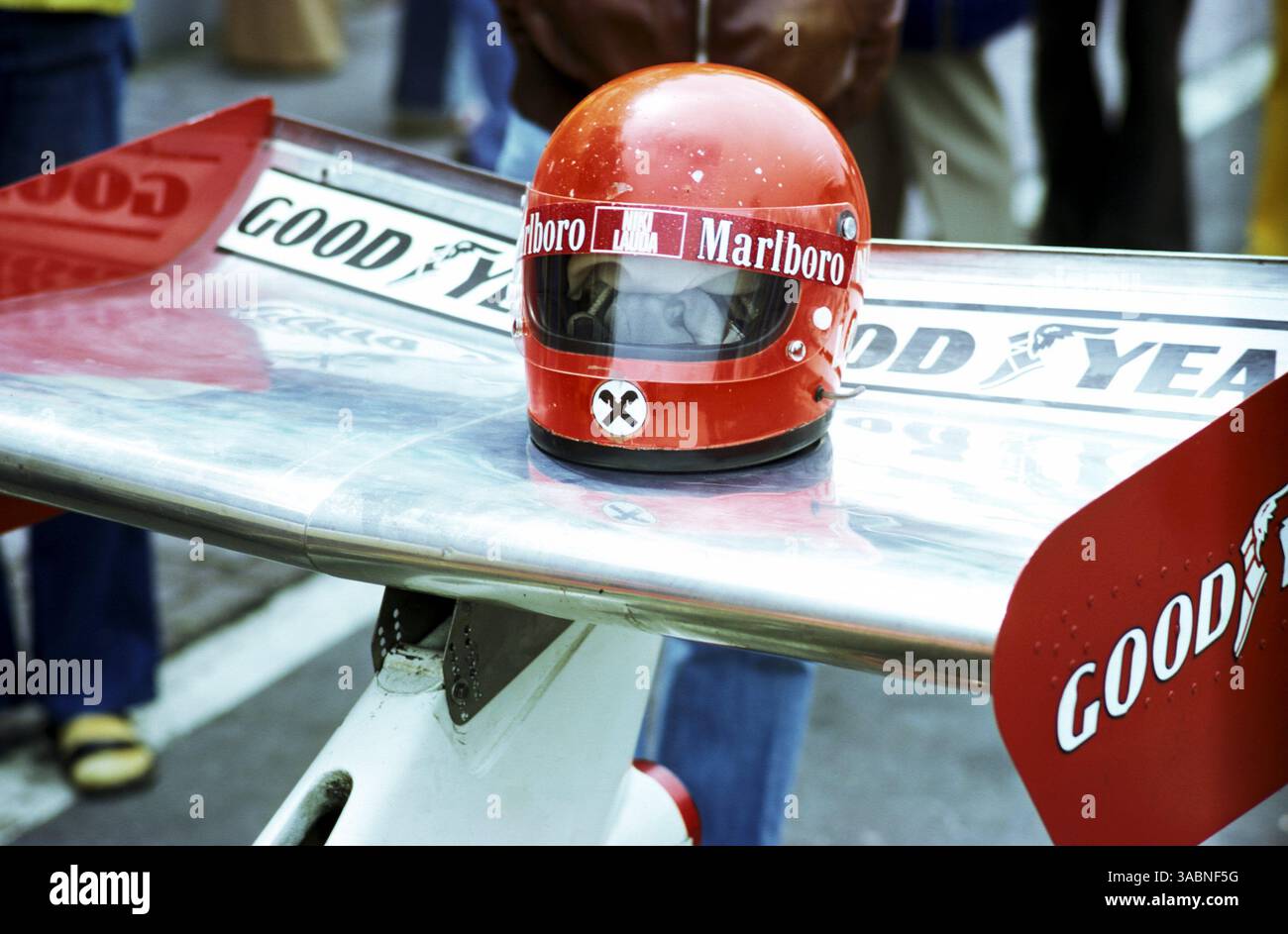 The helmet of race winner Niki Lauda (AUT) on the rear wing of the ...
