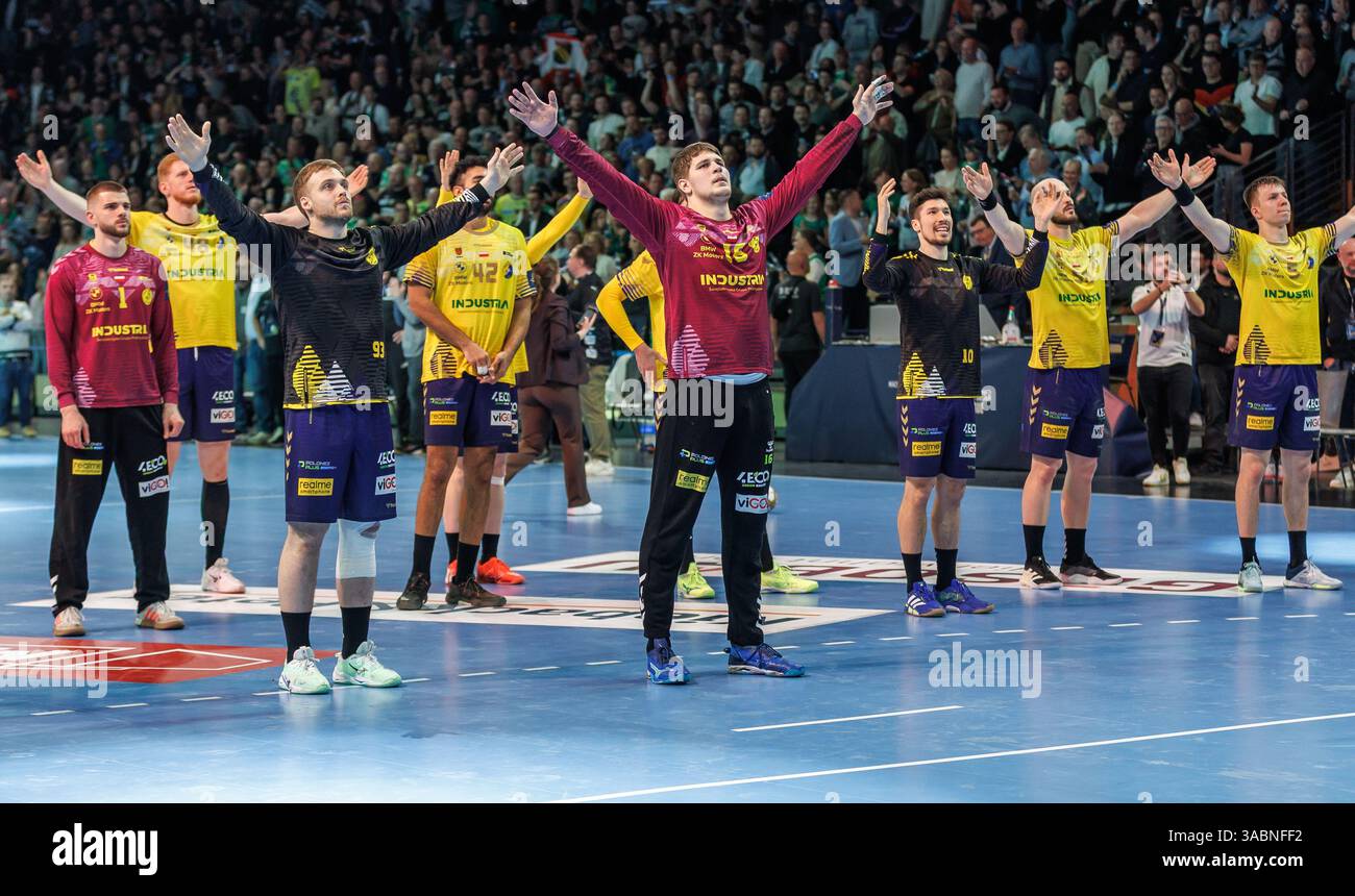 Berlin, Germany. 02nd Apr, 2025. Handball: Champions League, Füchse ...