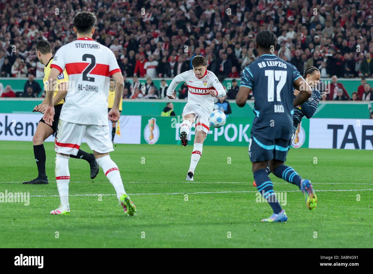 Stuttgart, Germany. 02nd Apr, 2025. Fussball DFB-Pokal Halbfinale VfB Stuttgart - RB Leipzig am ...