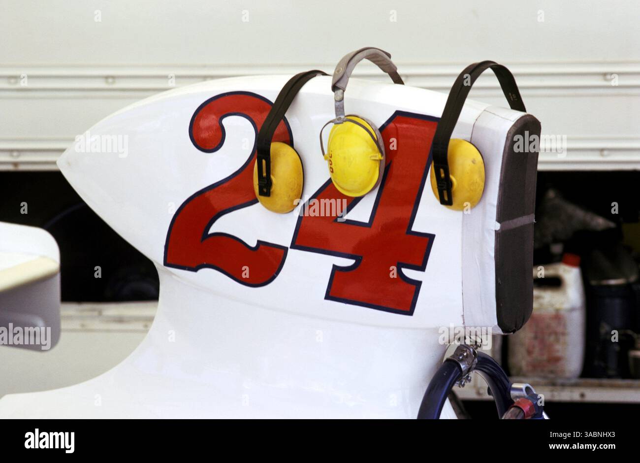 The airbox of the Hesketh 308B of James Hunt (GBR) discovers its ...