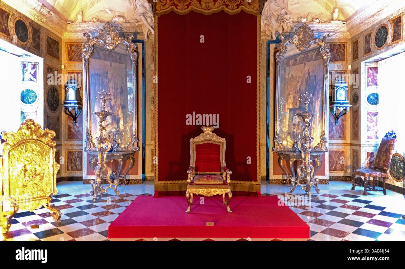 Danish renaissance castles hi-res stock photography and images - Alamy