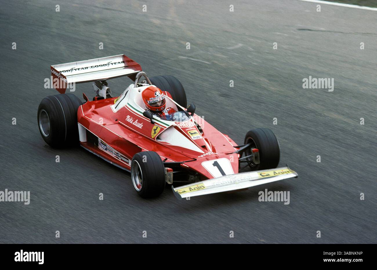 Niki lauda ferrari monza 1976 hi-res stock photography and images - Alamy