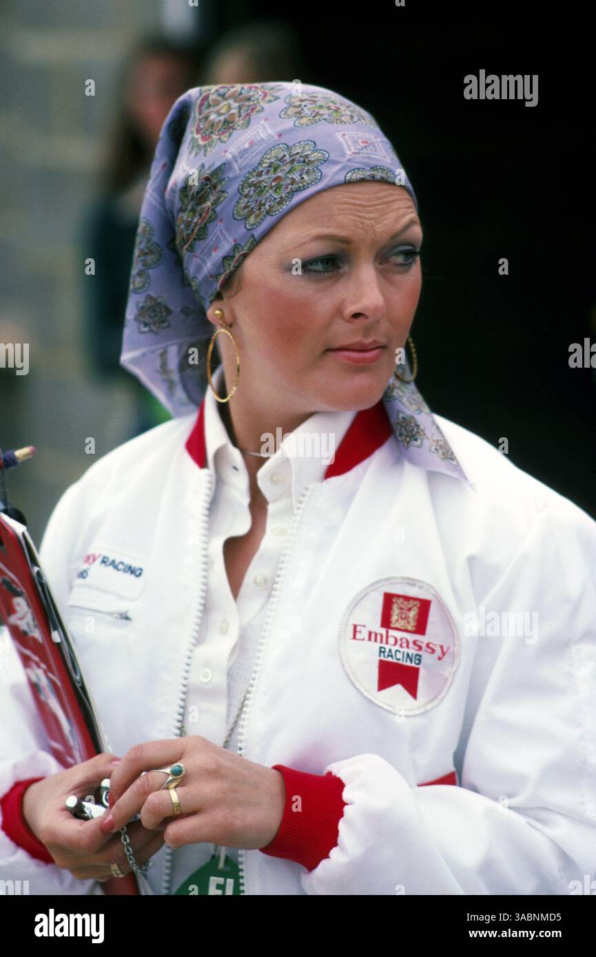 Beverley Jones, wife of Alan Jones (AUS) Hill...British Grand Prix, Rd ...