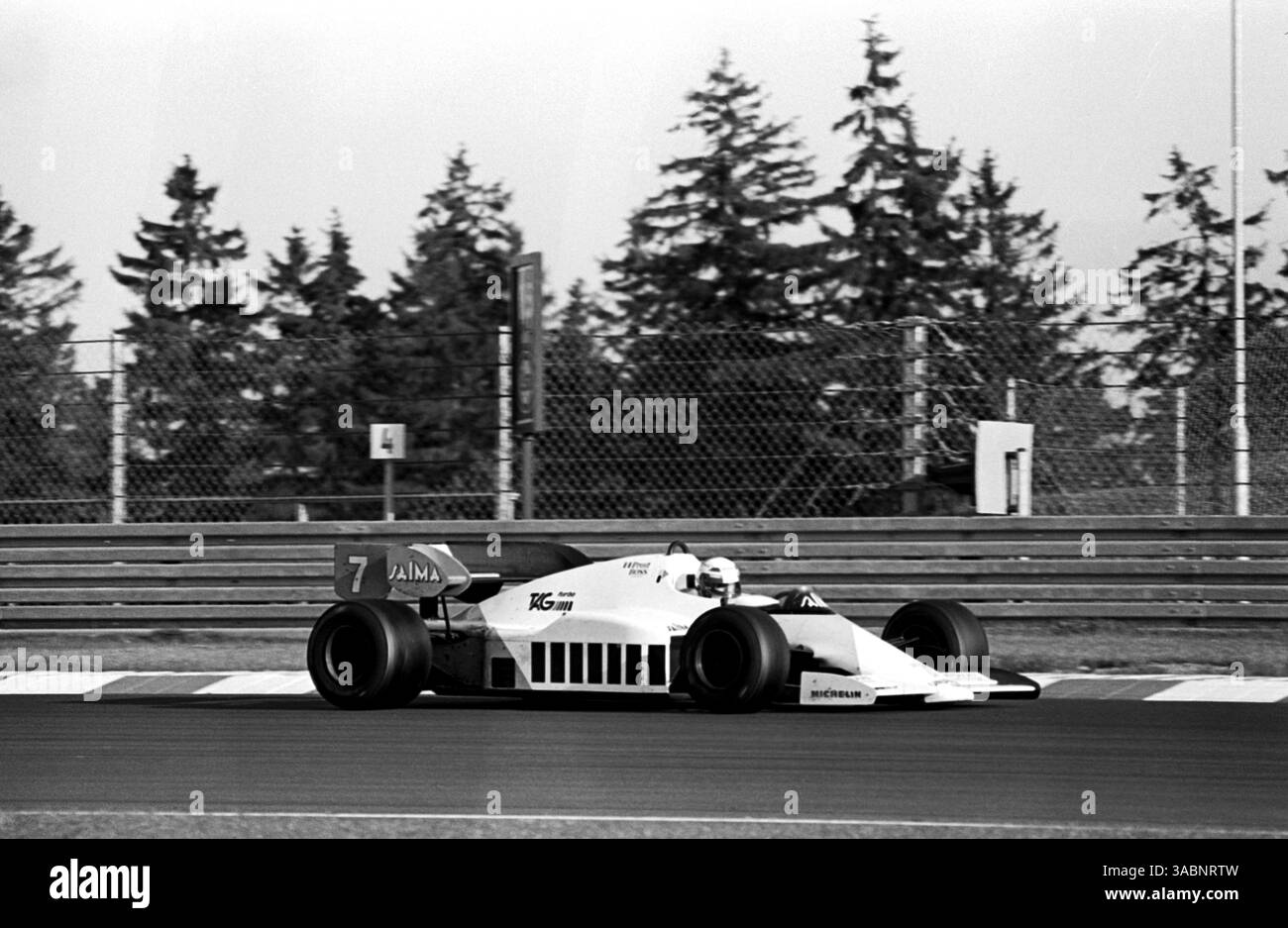Race winner Alain Prost (FRA) McLaren MP4/2...European Grand Prix ...