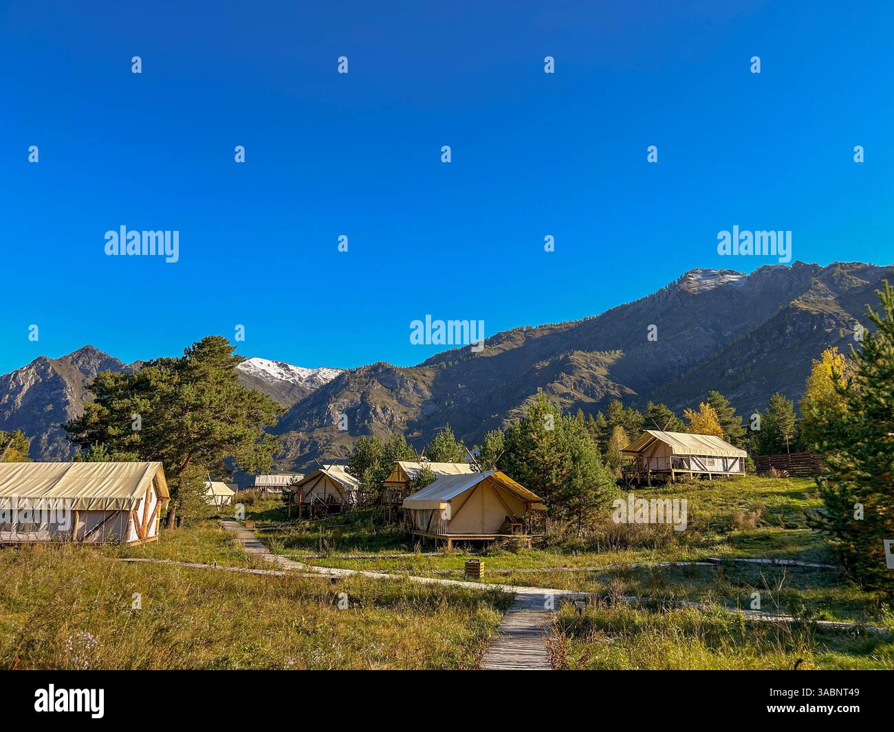 Beautiful mountainside hi-res stock photography and images - Alamy