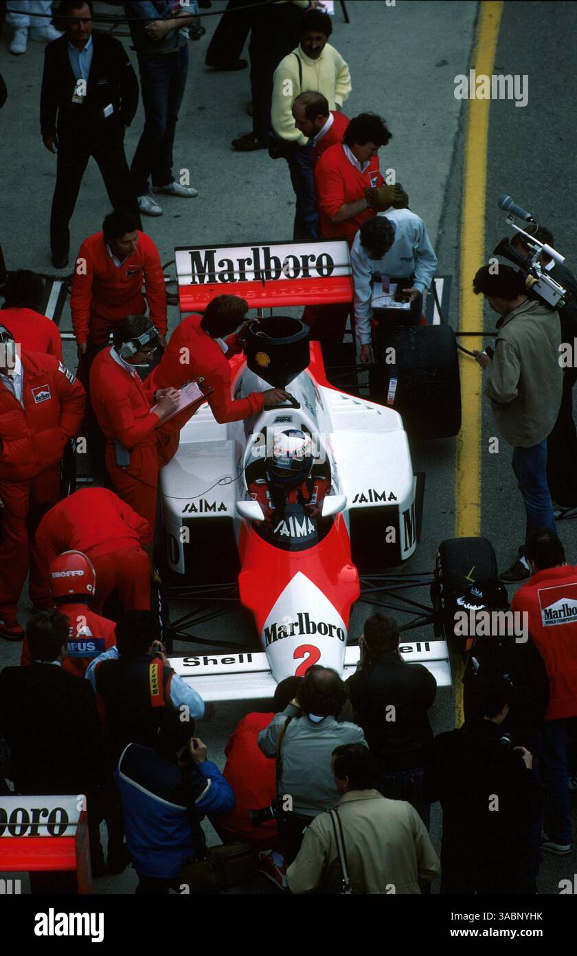 Mp4 2b hi-res stock photography and images - Alamy