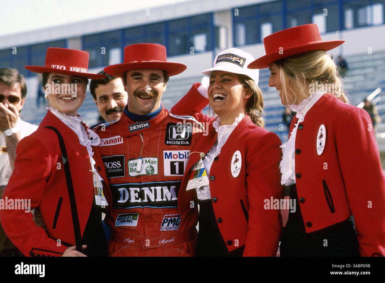 Williams fw11 jerez hi-res stock photography and images - Alamy