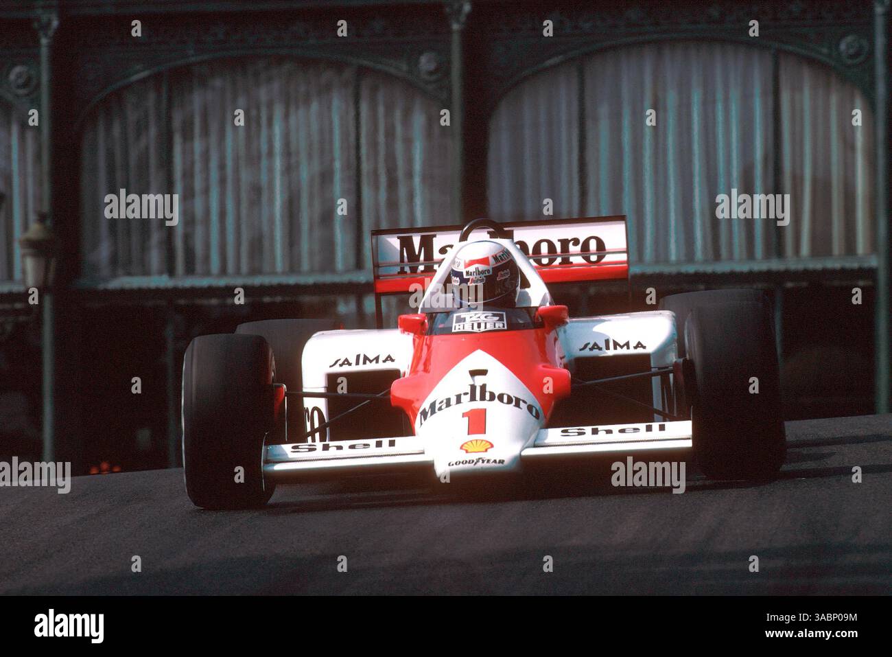 Winner Alain Prost (FRA) McLaren MP4/2C...Monaco Grand Prix, Monte ...