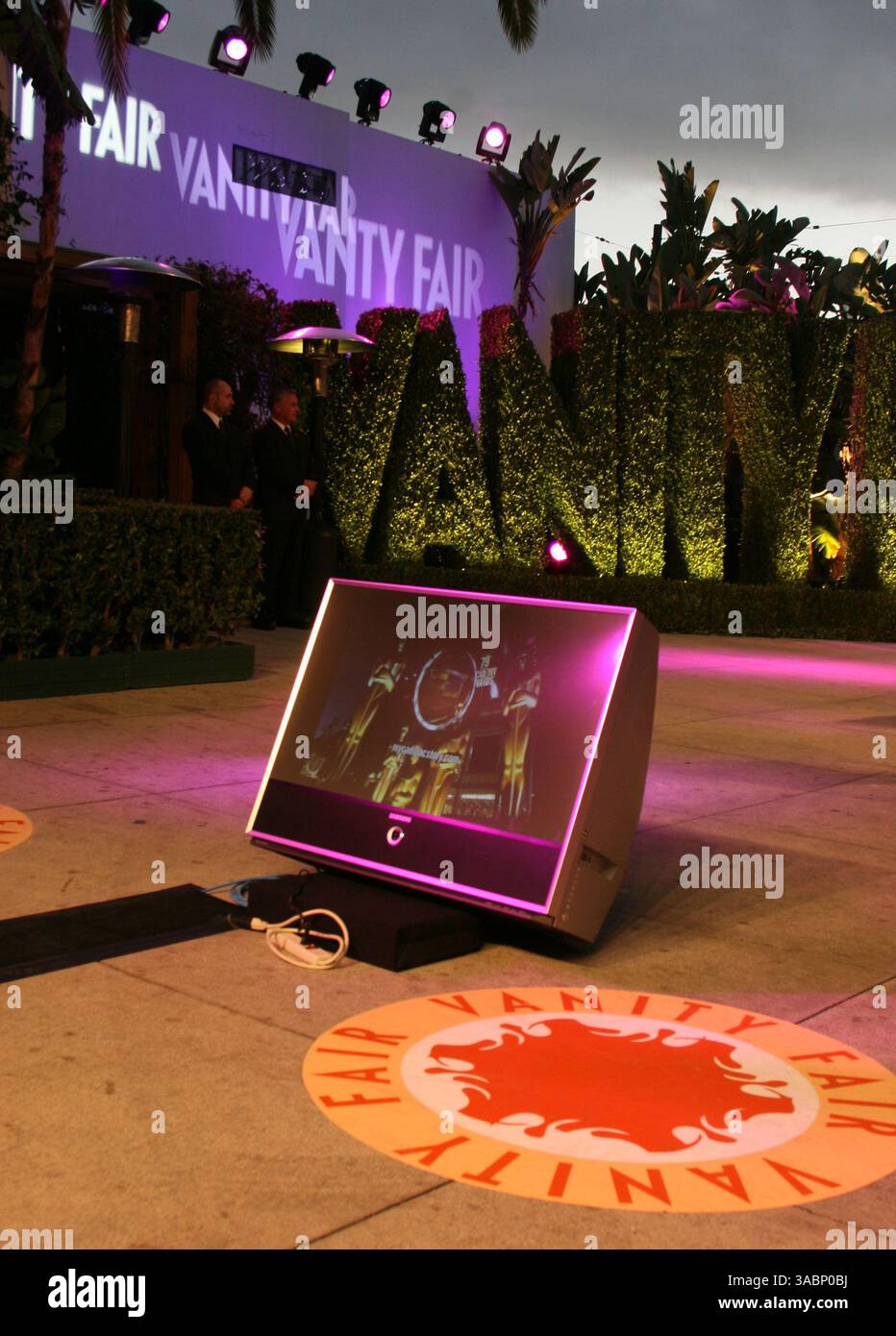 Atmosphere of 2007 Vanity Fair Oscar Party at Mortons in West Hollywood ...
