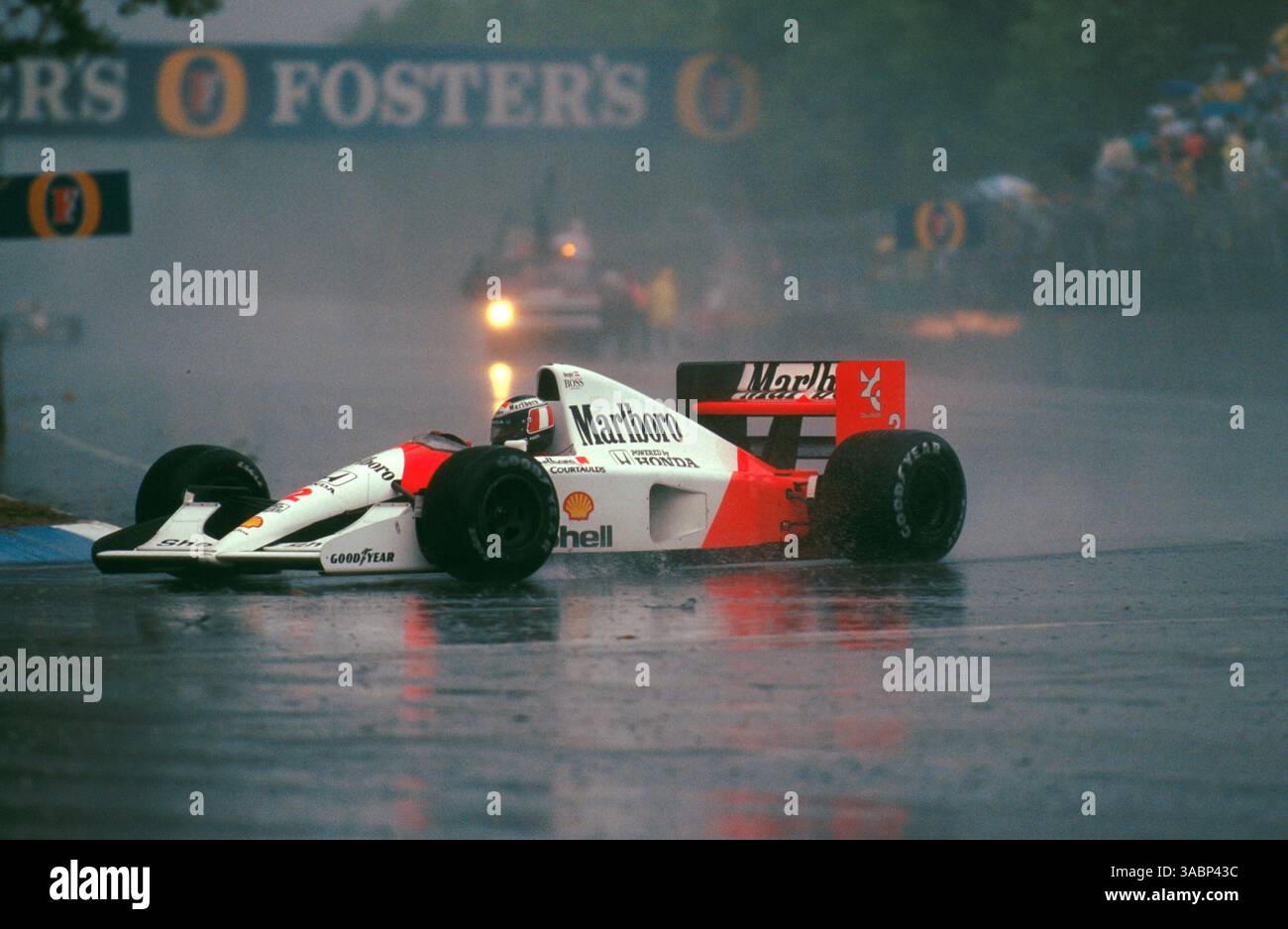 Gerhard Berger (AUT) McLaren MP4/6, 3rd place..Australian Grand Prix ...