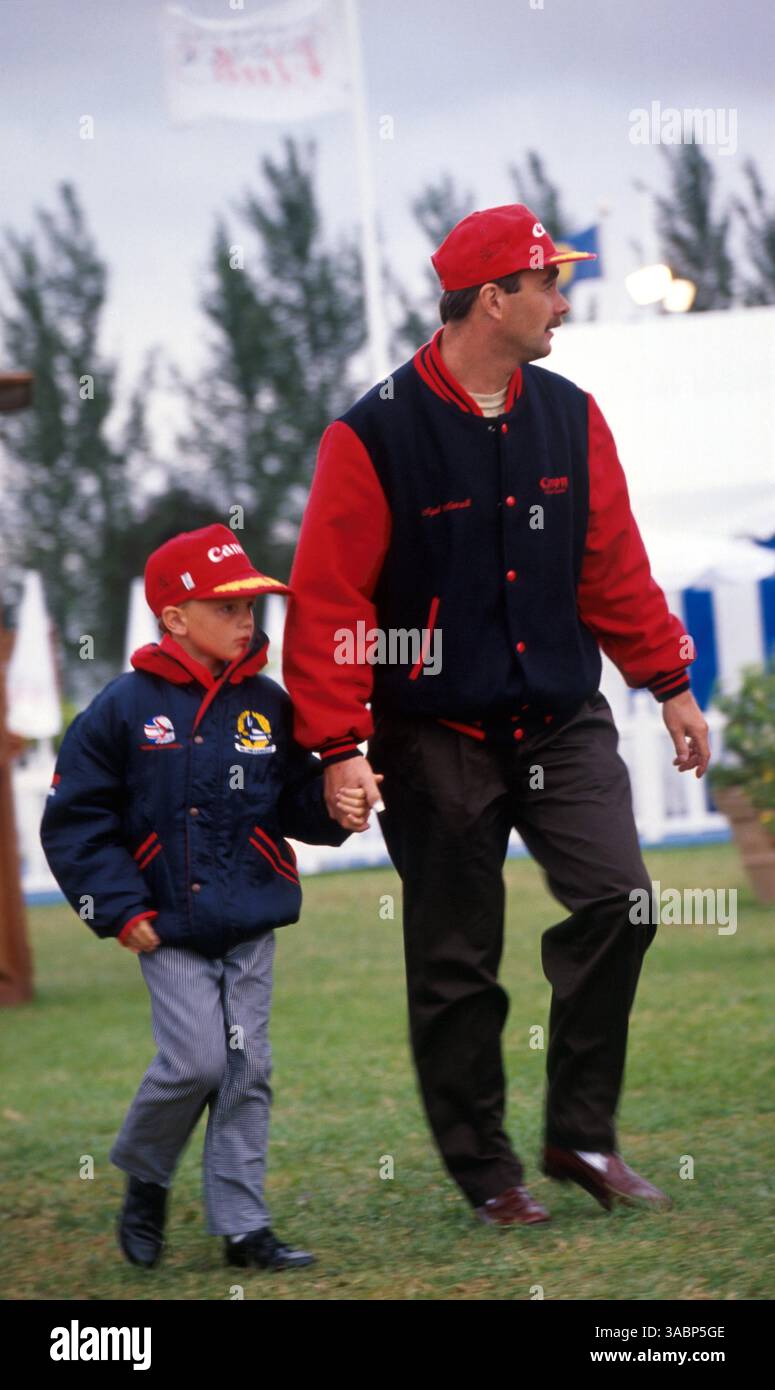 Race winner Nigel Mansell (GBR) Williams spent the weekend at ...