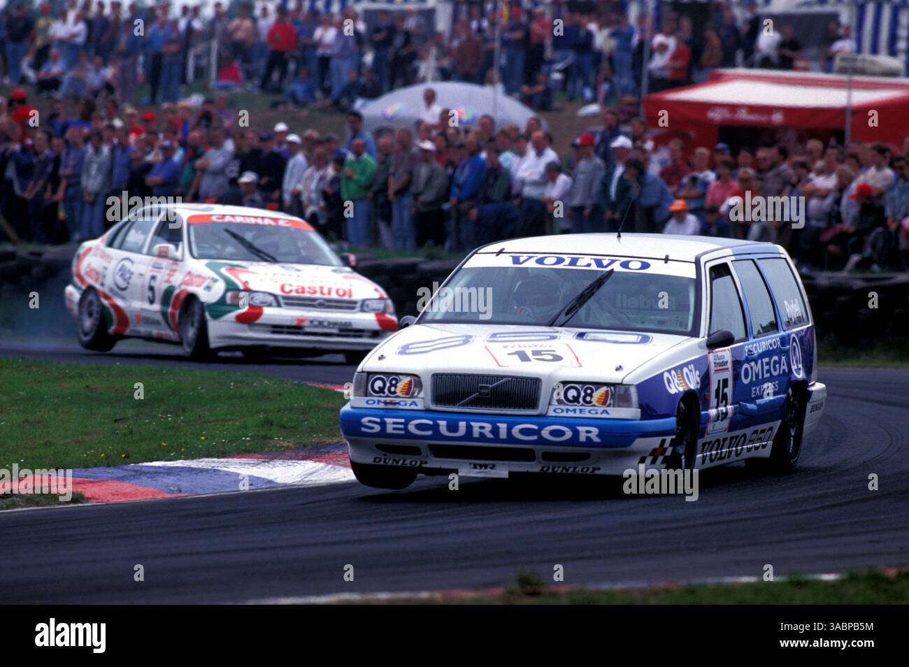 Rickard Rydell (SWE) Volvo 850 SE/GLT, leads Julian Bailey (GBR) Toyota ...