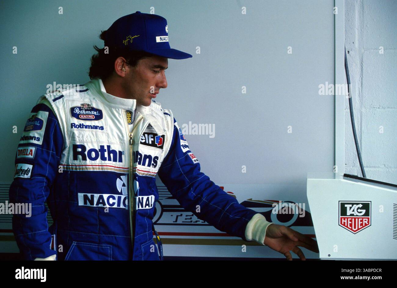 Fw16 williams hi-res stock photography and images - Alamy