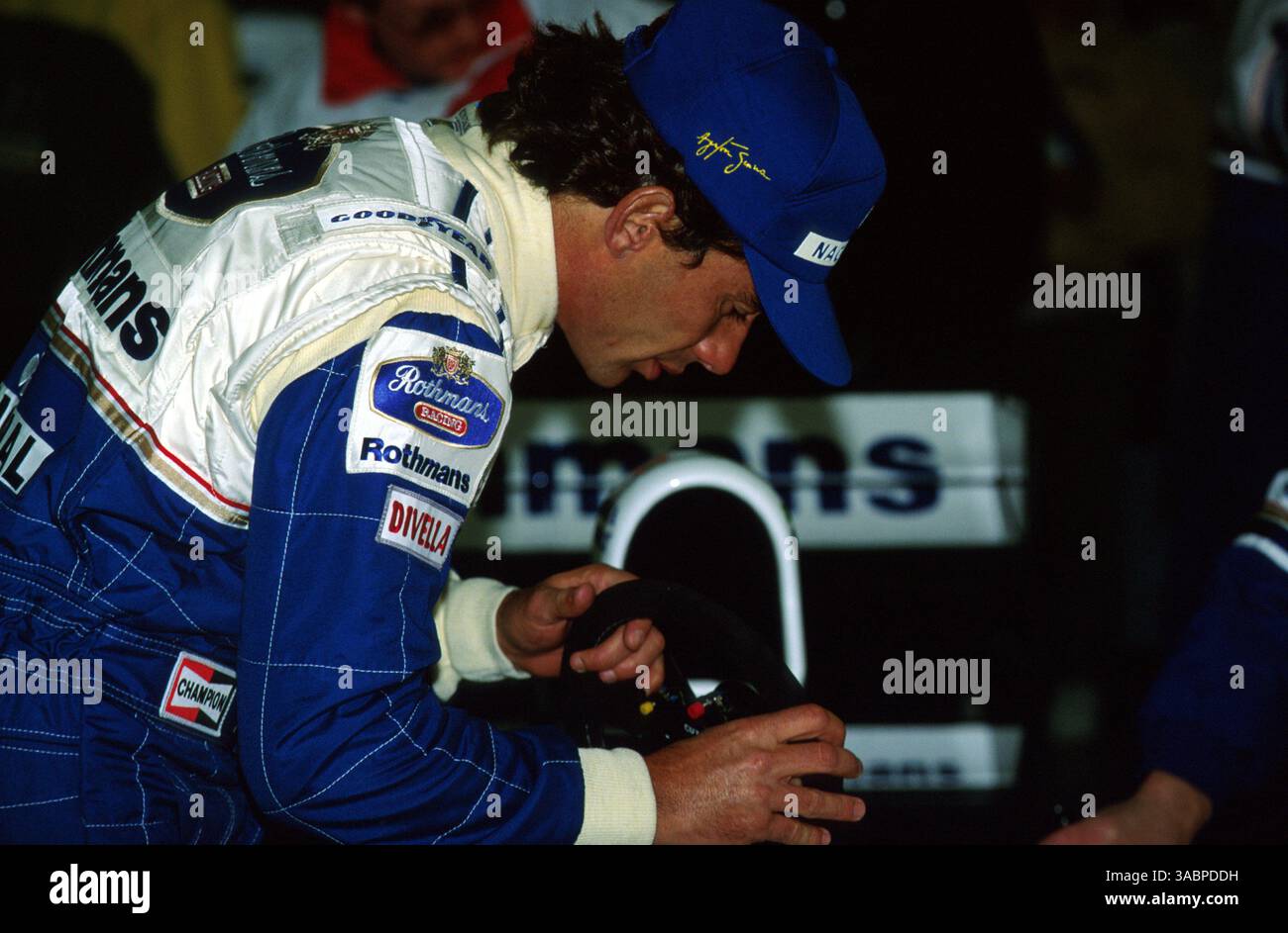 Fw16 williams hi-res stock photography and images - Alamy