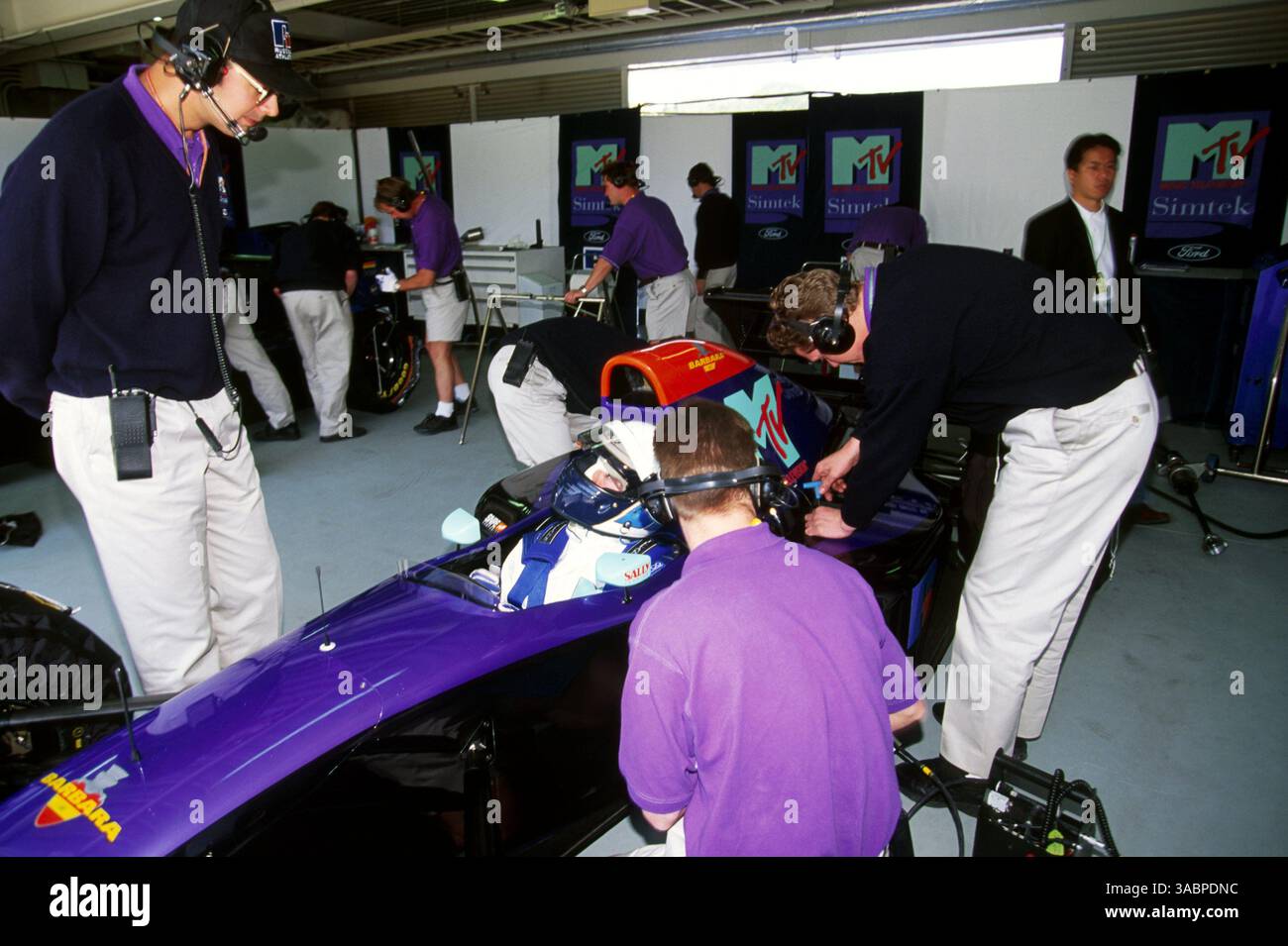 David Brabham (AUS) Simtek S941, who retired from the race on lap 3 ...
