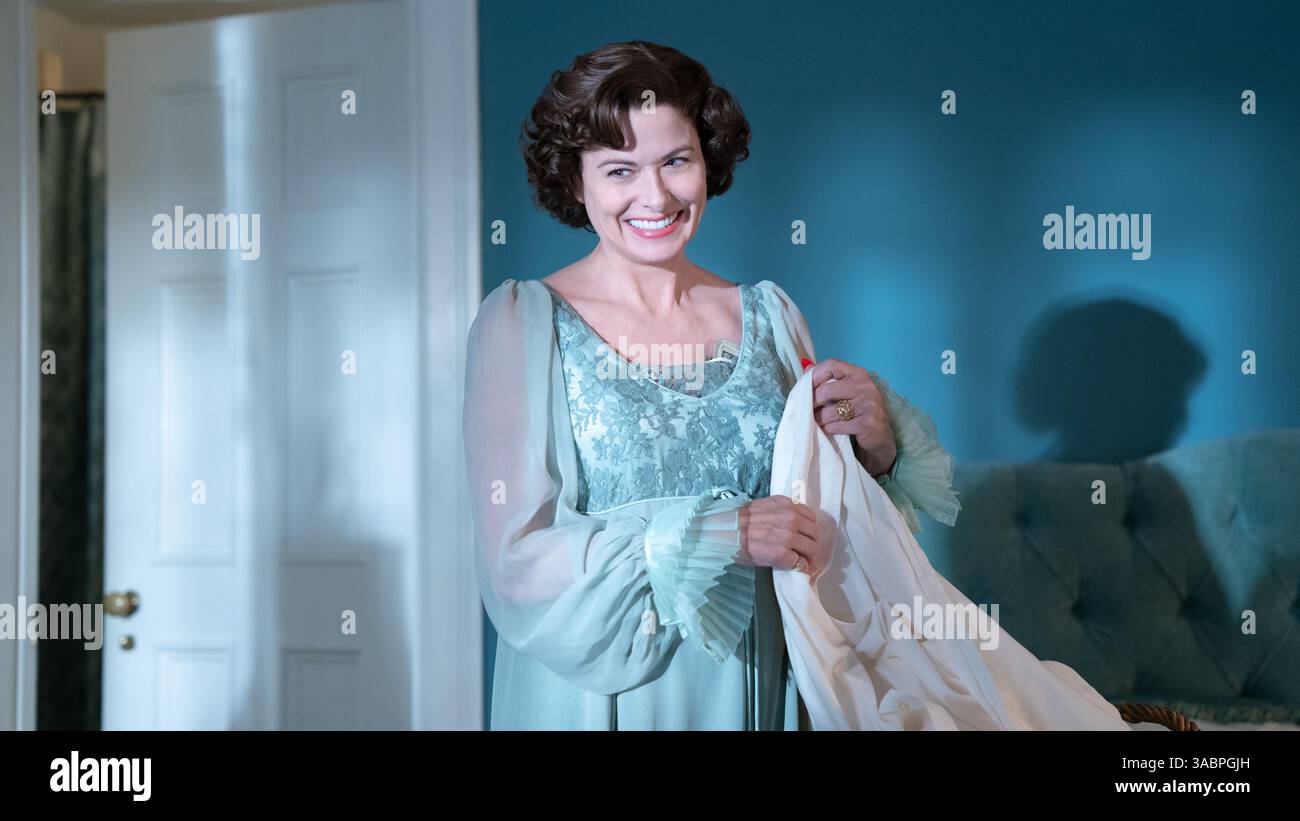 The Alto Knights (2025) Debra Messing as “Bobbie Costello” *Filmstill ...