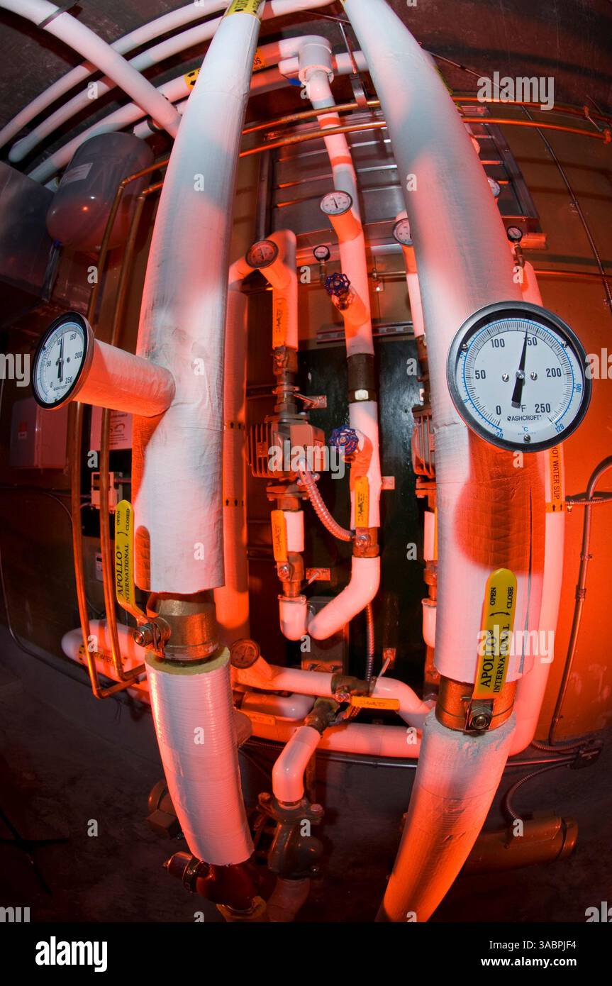 Hot water gages hi-res stock photography and images - Alamy